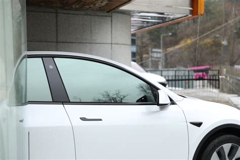 반사 썬팅 시공된 테슬라 모델y 신차패키지 네이버 블로그