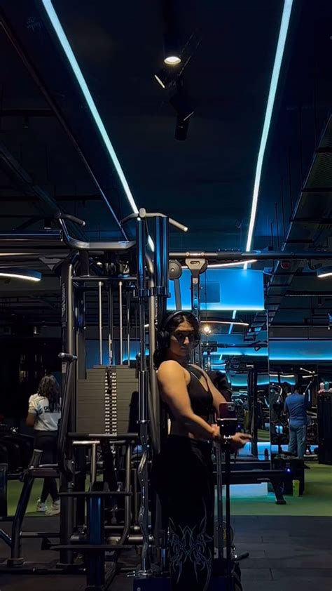 Anushka Patil Rfitindianwomen