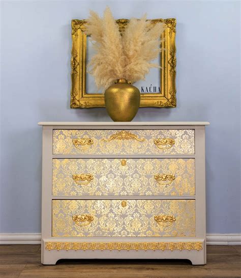 Redesign Gold Leaf Old Red Barn