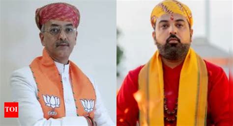 Vishvaraj Singh Mewar Completes Mourning Rites Amid Dispute Over Udaipurs City Palace Access