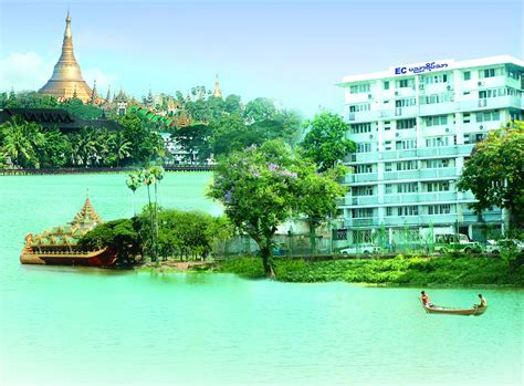 Yrs Yrs ကိုယ္ပိုင္အထက္တန္းေက်ာင္း