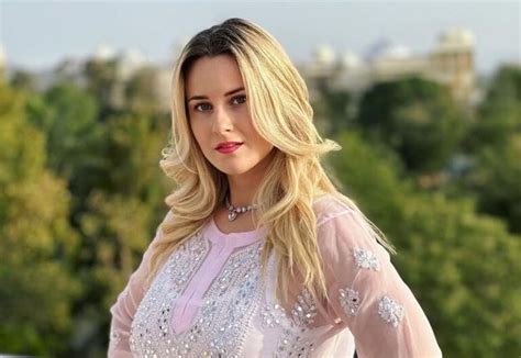 Anna Marisax Biography Age Wiki Height Weight Boyfriend Family More