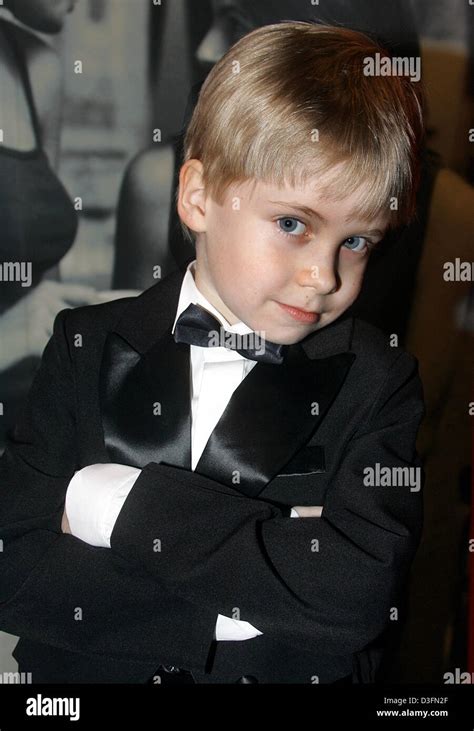 Dpa Eight Year Old Violin Genius Lucas Wecker Who Played The