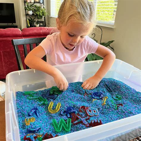 Five Senses Sensory Bin Rice And Apples Sensory Bin