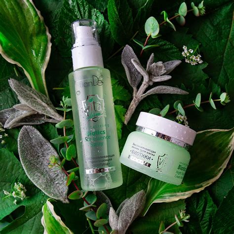 Възстановяващ спрей есенция за лице с „Биотик“ 100 мл Tiandevita