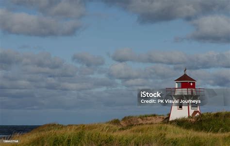코브헤드 하버 등대 프린스 에드워드 아일랜드 캐나다 0명에 대한 스톡 사진 및 기타 이미지 0명 건물 외관 건축 Istock