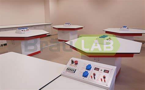 Fen Fizik Kimya Ve Biyoloji Laboratuvarı