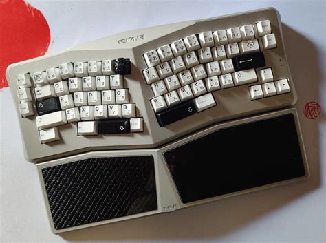 Xah Lee On Twitter Beautiful Glove80 Keyboard From Tehidiot My