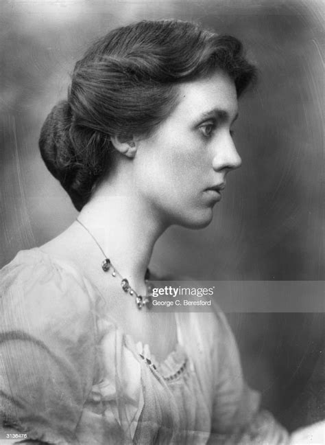 British Artist Vanessa Bell The Sister Of Virginia Woolf And Wife