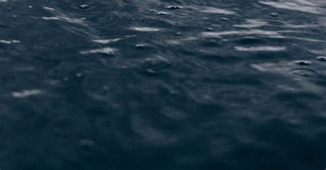 개울 격리 경치가 좋은 고독 고요한 고요함 관념적인 그림 같은 물 물결 모양 바다 바다의 배경 소프트 포커스 순수한 신선한 아쿠아색 액체