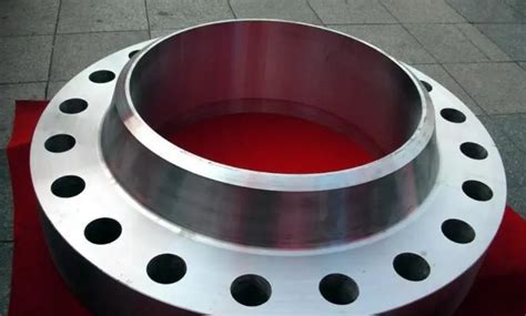大型法兰在管道连接中起到什么关键作用 大型法兰 法兰新闻 法兰盘生产厂家 不锈钢法兰盖法兰连接定制加工