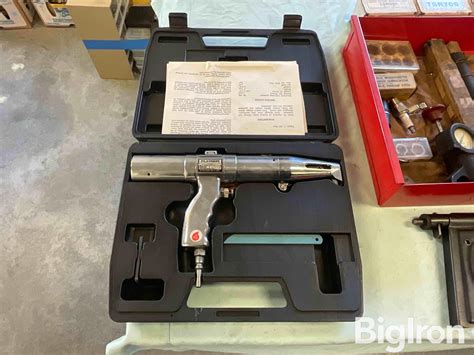 Tire Plugging Tools Multimeter Air Vacuum Pump Lug Nut Removal Tools