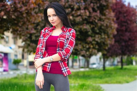 1126794 Women Model Portrait Nature Brunette Red Celebrity