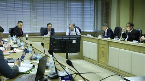 ดรีมทีมเศรษฐกิจเพื่อไทย ถกวางกรอบ พลิกฟื้น มองทิศทางประเทศ สู้เลือกตั้ง