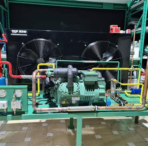 מכת קור בע״מ ‎מכת קור בע״מ‎ Added A New Photo