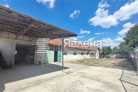 Крумово Производствена база с жилищна част Склад 1170 кв м Складове промишлени и стопански