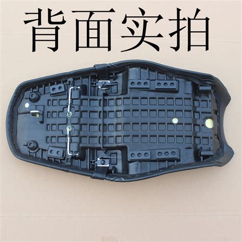 新大洲本田复古摩托车cbf190tr鞍座sdh175 10车座坐垫总成原厂件虎窝淘