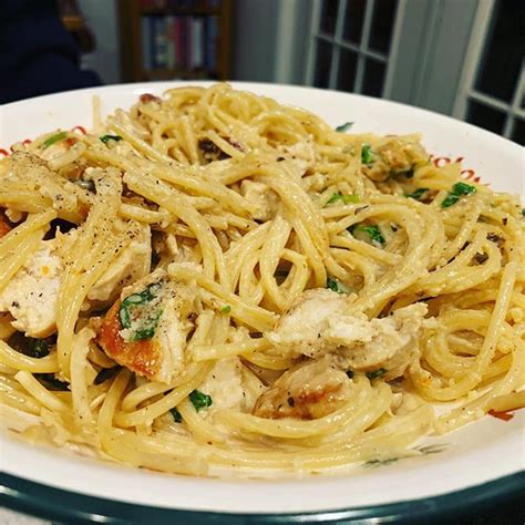 Delicious Basil Chicken Pasta