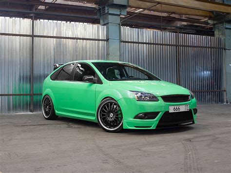 Тюнинг Ford Focus, фото тюнинга салона Форд Фокус 2-3