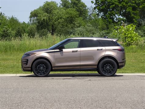2024 Land Rover Range Rover Evoque Review