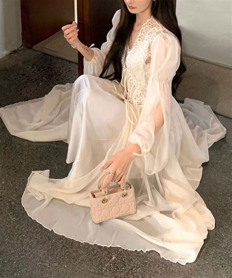 이너 슬립 포함 여신 레이스 쉬폰 드레스 브이넥 리본 퍼프 벌룬 긴팔 시스루 하이웨스트 셔링 A라인 플레어 롱원피스 샤랄라 페미닌 가을 간절기 브라이덜샤워 생일 파티룩