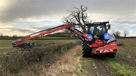 Kuhn Reveals First Telescopic Multi Longer Hedgecutter Farmers Weekly