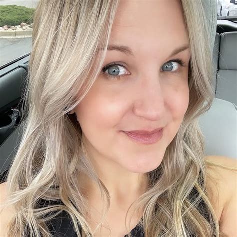 Sarah Sarahlouhoo83 On Threads