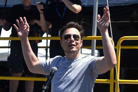 Dealbook Briefing How On Earth Will Tesla Go Private The New York Times