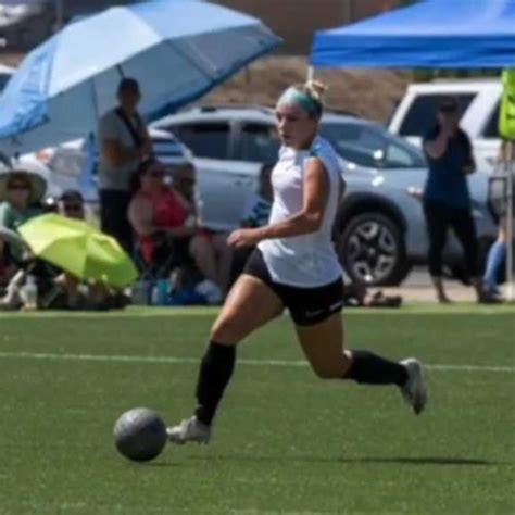 Abbey Glovers Soccer Recruiting Profile