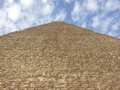 무료 이미지 모래 사막 돌 기념물 피라미드 흙 고대의 이집트 황무지 고원 기자 투수판 고고학 유적지 고대 역사 3264x2448