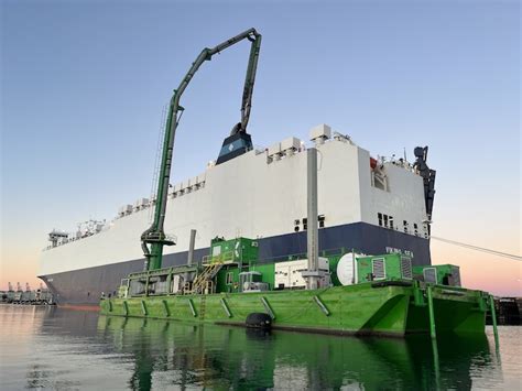 port of hueneme partners with stax engineering “breaking waves” with