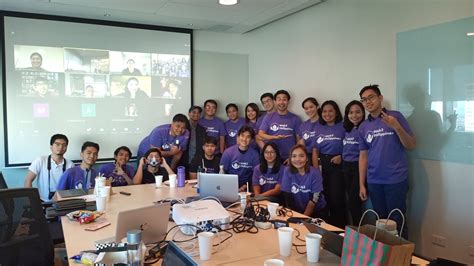 Bitpinas On Twitter Employees Of Enjoyglobe Mint Nfts And Explore Web3 And Blockchain By