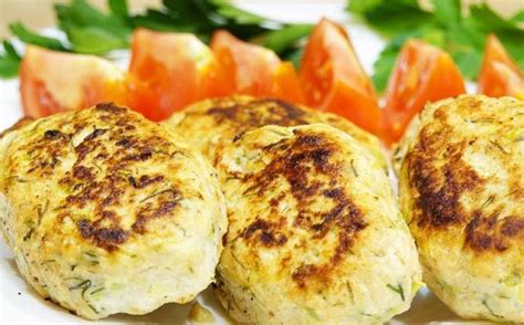 Вкусные котлеты из куриного фарша с кабачками на сковороде рецепт с фото пошагово