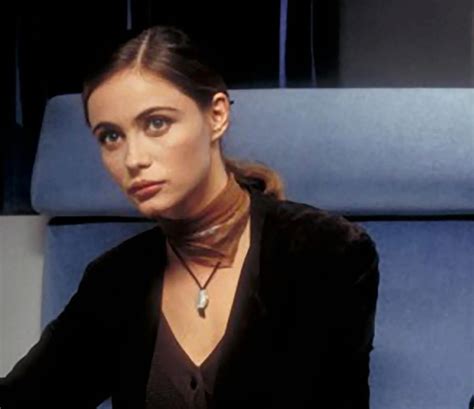 Emmanuelle B Art Barrio