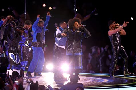 Usher Super Bowl Halftime Show Review A Fun Half Memorable Mess The
