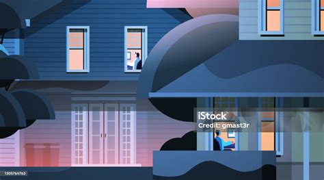 믹스 레이스 이웃 가상 게이머와 건물의 외관은 개인용 컴퓨터에서 온라인 비디오 게임을 책상에 대한 스톡 벡터 아트 및 기타 이미지 책상 후면 Brand Name