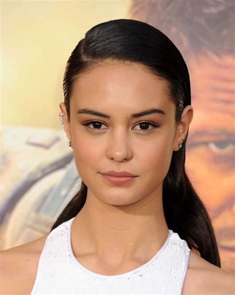 Courtney Eaton ‘mad Max Fury Road Premiere