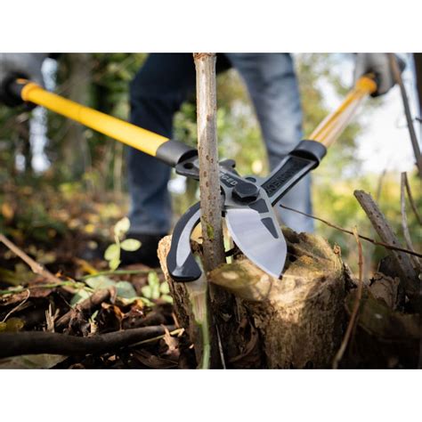 Roughneck XT Pro Bypass Loppers Mm ROU UKToolBox Com