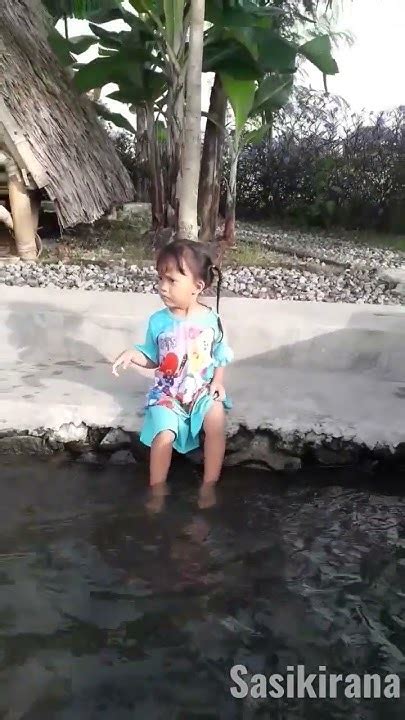 Adik Mau Mandi Di Sungai 😁😁 Shorts Youtube