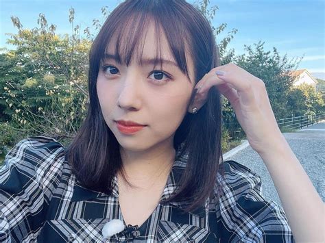 新内眞衣さんのインスタグラム写真 新内眞衣instagram 「 謎解き伝説のミステリー のお衣装 天気も良くてとっても気持ちいい