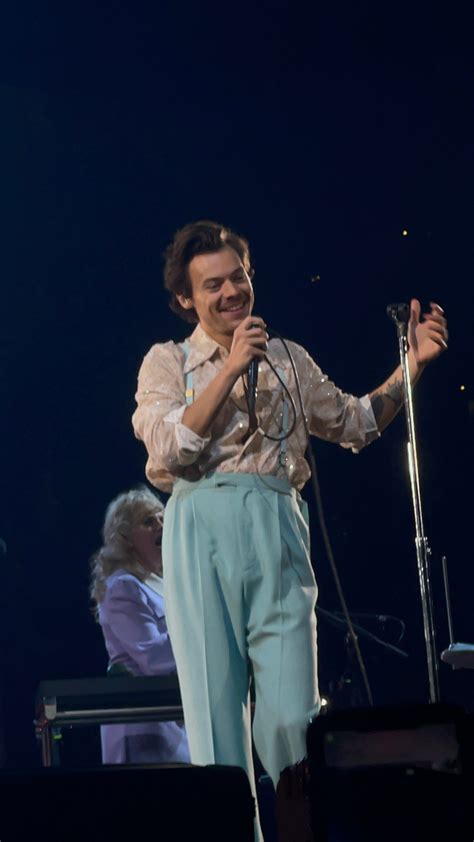 About Olivia Bowers Medium