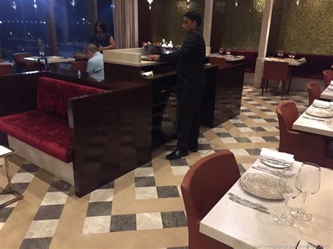 Lounge Review Mumbai Airport Terminal 2 Gvk Lounge First Class