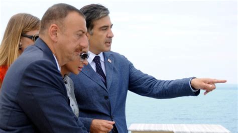 ალიევი ისტორიაში შევა როგორც ილჰამ გამარჯვებული სააკაშვილი ალიევს ულოცავს Netgazeti