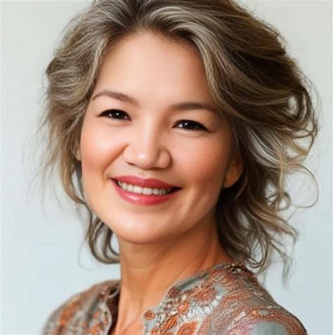 Хар Улсын Хүүхэд Залуучуудын театрын ахмад жүжигчин БНМАУ ын Төрийн шагналт МУГЖ ЦЭГМИДИЙН