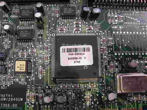 ADAPTEC AHA 2940UW PCI SCSI CONTROLLER ADAPTER