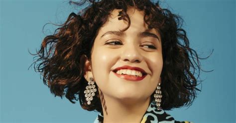 Lua Rodriguez presenta su videoclip y sencillo titulado YouTube Espectáculos La