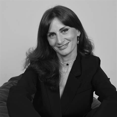 ქალური როლები უმტკივნეულო აკრძალვები აკრძალვები და ჩარჩოების დაწესება ბავშვებისთვის ძალიან