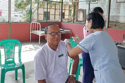 သထုံမြို့နယ်၌ခွေးရူးပြန် ရောဂါကာကွယ်ဆေး ဒုတိယအကြိမ် အခမဲ့ ထိုးနှံပေး Information And Public