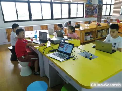 Scratch创意编程中级班四猜数字游戏 Scratch少儿编程网