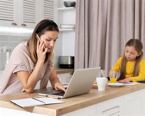 Ibu Rumah Tangga Bisa Tetap Produktif Dan Dapat Penghasilan Ada Pekerjaan Yang Bisa Dikerjakan